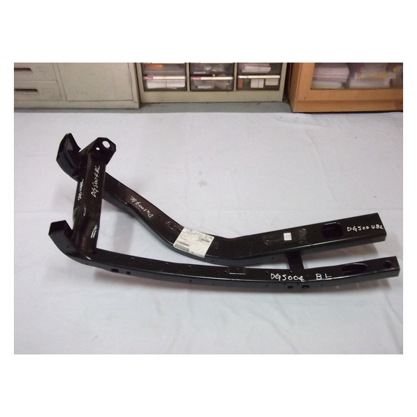 Alzare® CH1225260 - Driver Side Radiator Support (Standard Line)