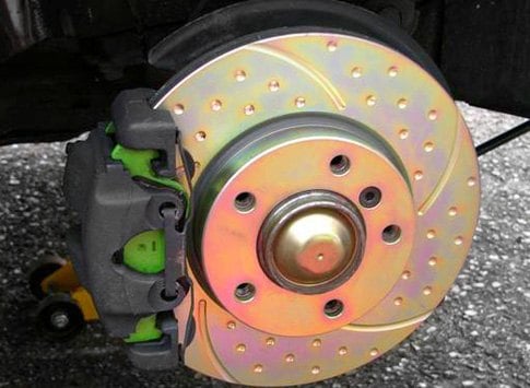 Disc Brakes and Drum Brakes Explained!