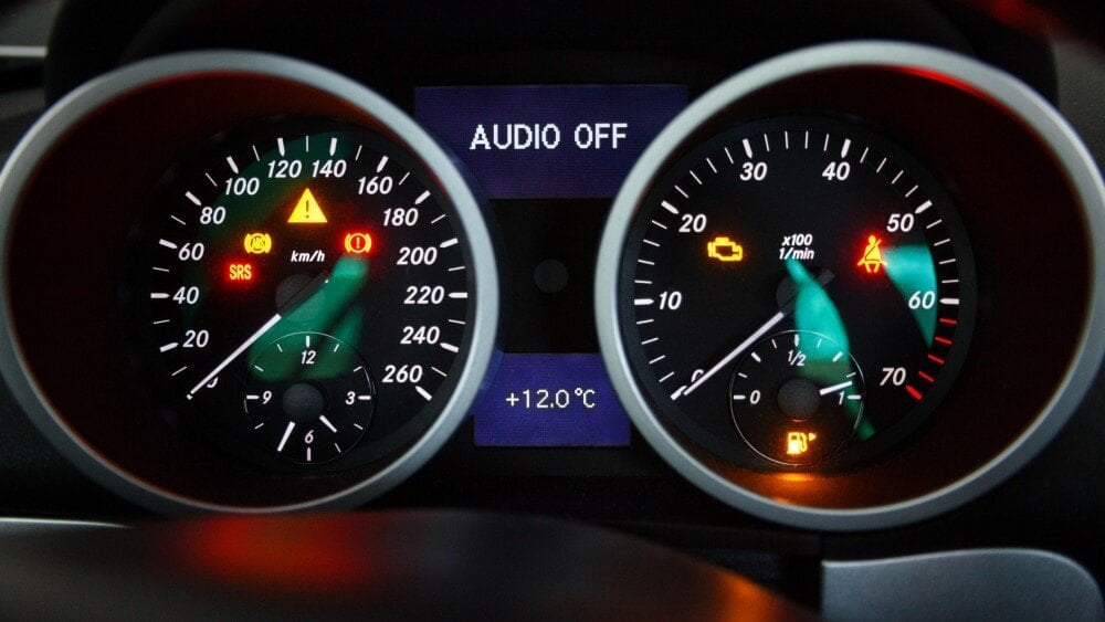 Triangle with an Exclamation Point: What This Warning Light Means