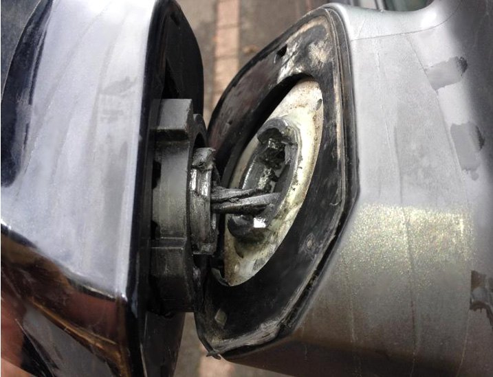 What You Need To Know When Ordering A Replacement Outside Mirror