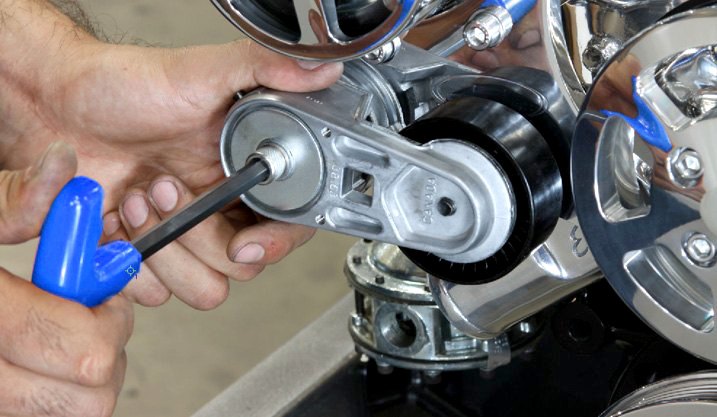 When Is It Time To Replace My Engine Accessory Belts?