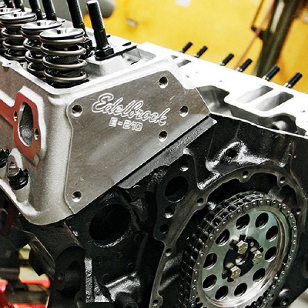 Edelbrock™ - Carburetors, Superchargers, Auto Parts & Tools | CARiD