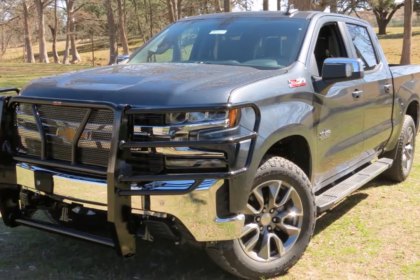 Frontier Truck Gear® 200-21-9011 - Black Grille Guard