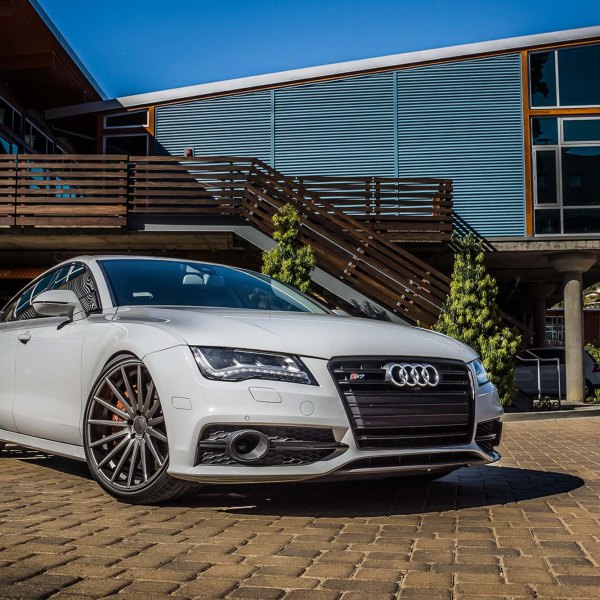 Custom Audi S7 - Images, Mods, Photos, Upgrades | CARiD.com Gallery