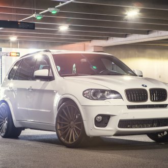 BMW X5 Stanced on Classy Custom Wheels by Exclusive Motoring — CARiD ...