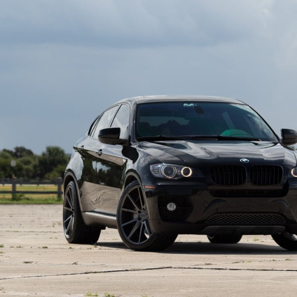 Custom BMW X6 - Images, Mods, Photos, Upgrades | CARiD.com Gallery