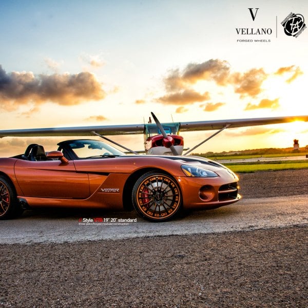 Custom Dodge Viper - Images, Mods, Photos, Upgrades | CARiD.com Gallery
