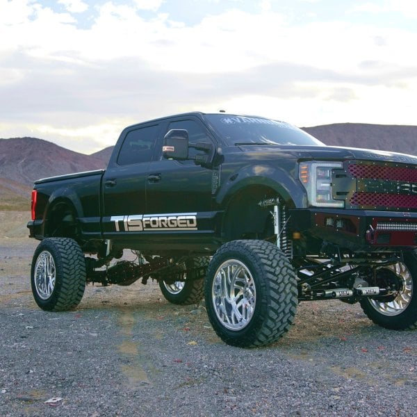Custom Ford F-250 - Images, Mods, Photos, Upgrades | CARiD.com Gallery