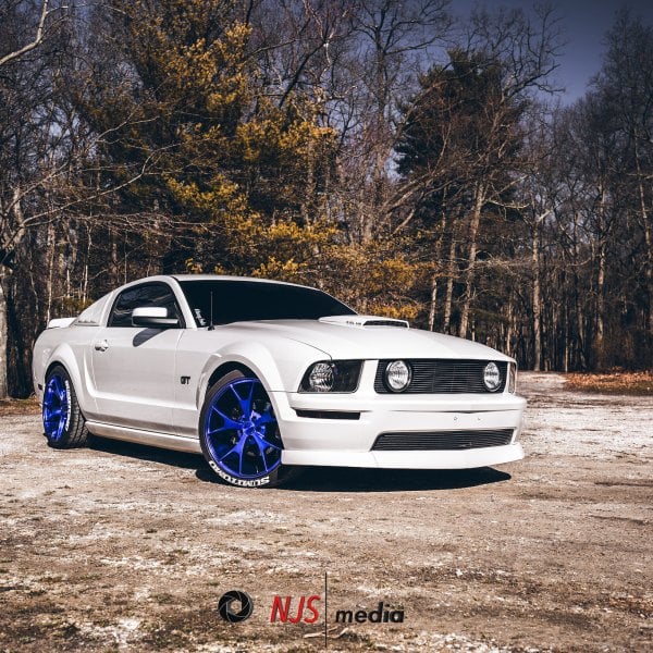 Custom 2005 Ford Mustang - Images, Mods, Photos, Upgrades | CARiD.com ...