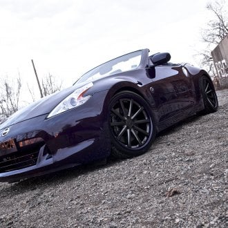 Visual Styling Tweaks on Neon Green Nissan 370Z Fitted With Vossen Rims ...