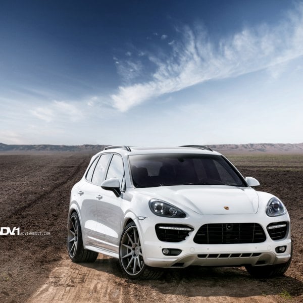 Custom Porsche Cayenne - Images, Mods, Photos, Upgrades | CARiD.com Gallery