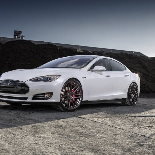 Custom Tesla - Images, Mods, Photos, Upgrades | CARiD.com Gallery