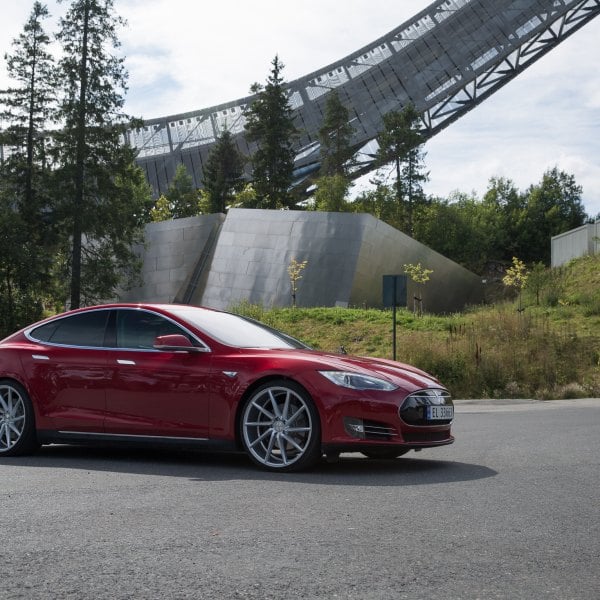 Custom Tesla Model S - Images, Mods, Photos, Upgrades | CARiD.com Gallery