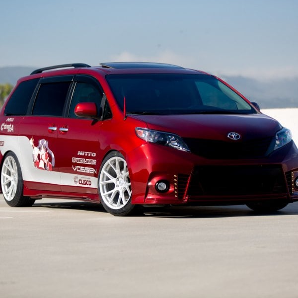 Custom 2018 Toyota Sienna - Images, Mods, Photos, Upgrades | CARiD.com ...