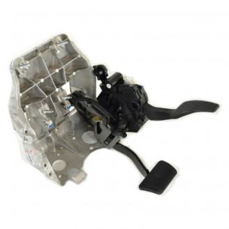 Dodge Ram Pedal Assemblies | Clutch, Brake, Throttle — CARiD.com