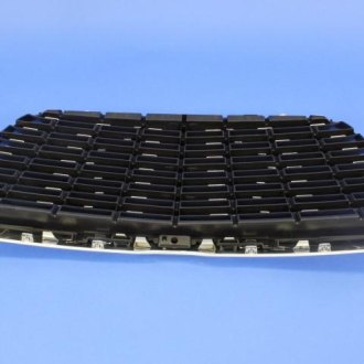 Chrysler 300 OEM Grilles - Factory Billet & Mesh Grilles | CARiD