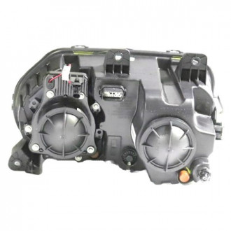 2019 Alfa Romeo Giulia Custom & Factory Headlights – CARiD.com