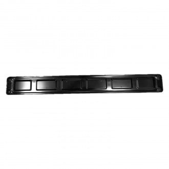 Chevy Silverado Trunk & Tailgate Moldings | CARiD